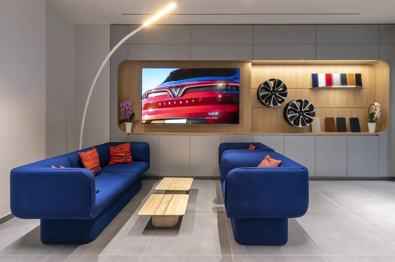 Réalisation du showroom VINFAST - L2A Agencement